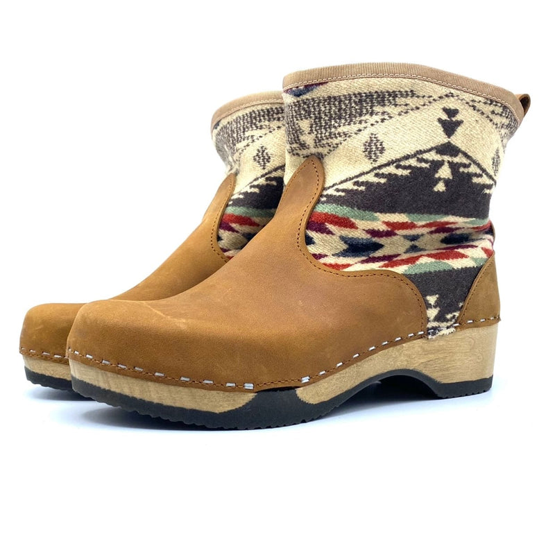 Holly Clog Boots – Erica Wilson