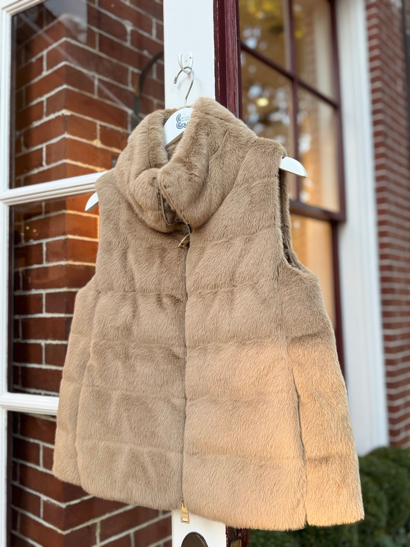 Herno Faux Fur Vest – Erica Wilson