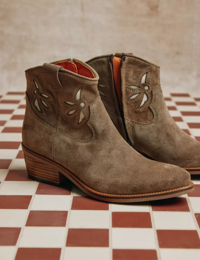 Penelope Chilvers Cassidy Jasmine Boot – Erica Wilson